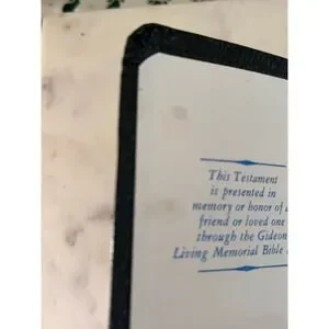 Accents | Gideons International New Testament Psalms Proverbs Pocket ...